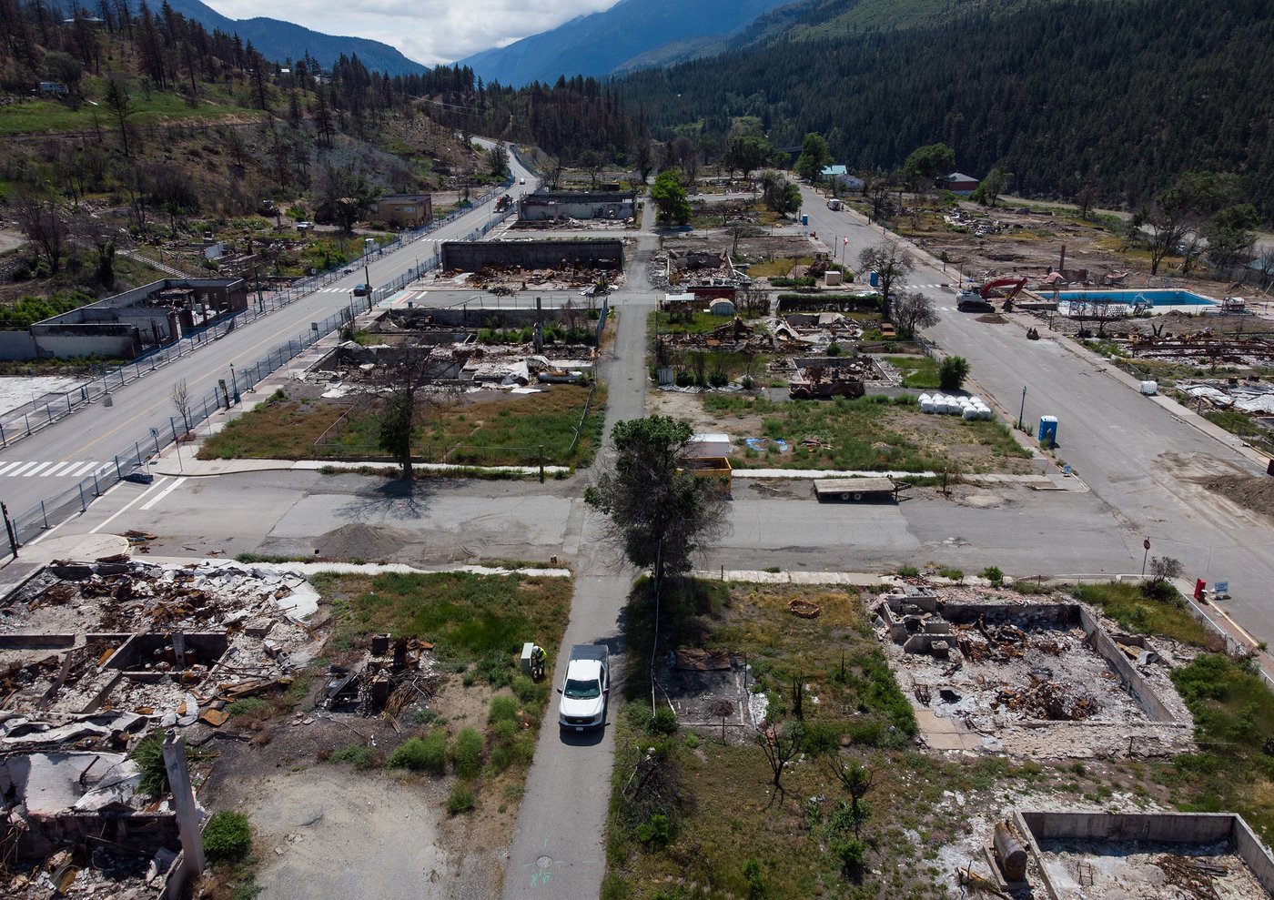 Lytton, B.C., officials 'immediately overwhelmed' by wildfire rebuild ...